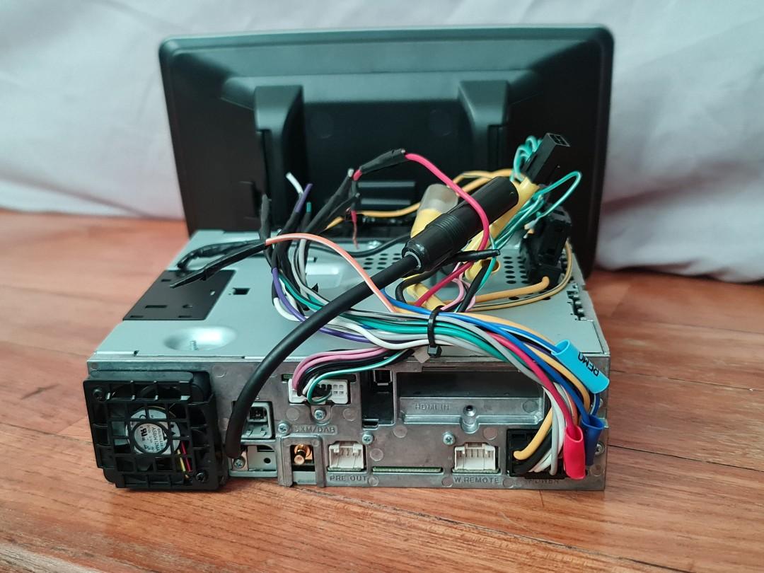 Alpine iLX-F309E Headunit, Car Accessories, Accessories on Carousell