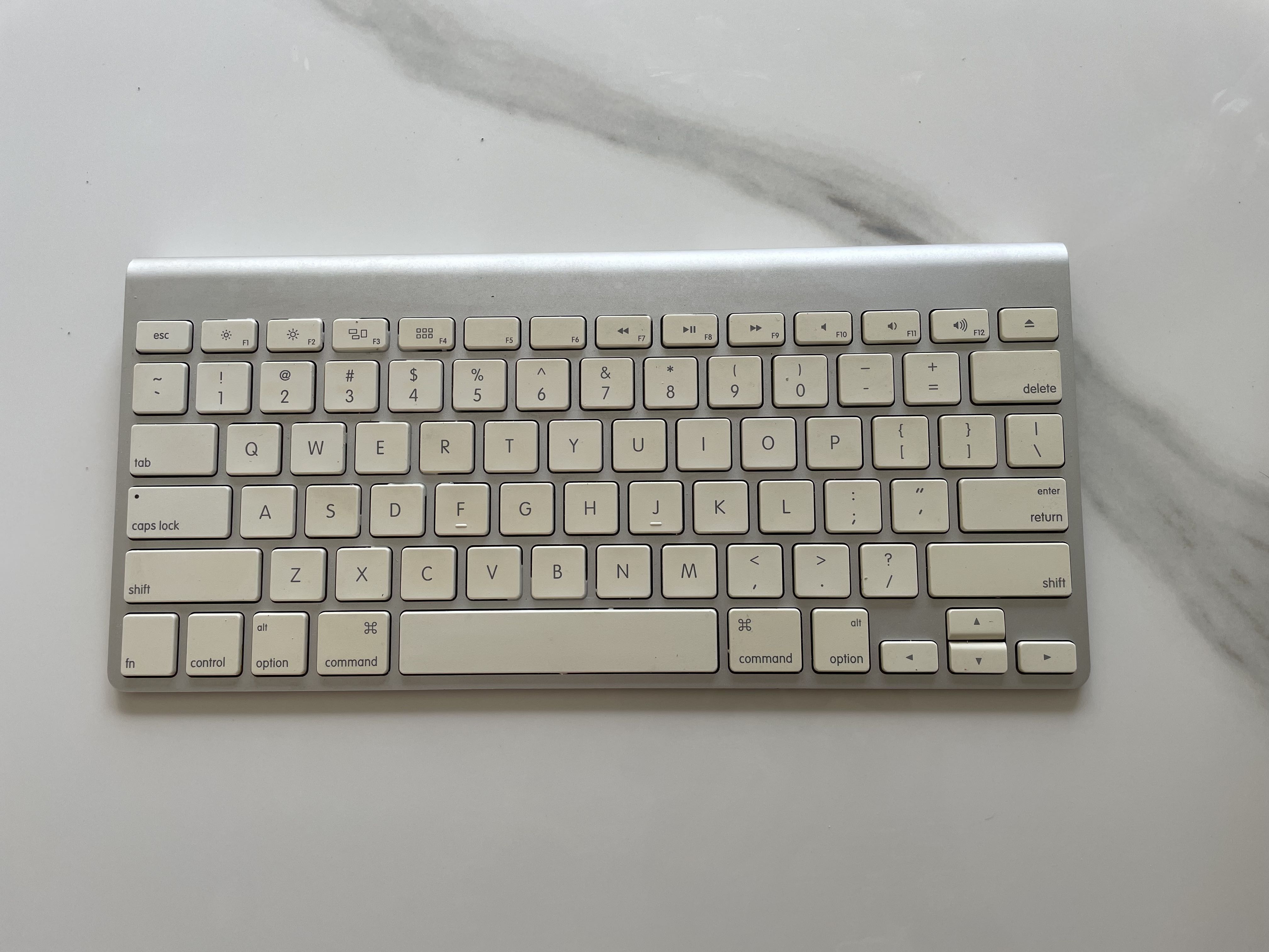 Apply wireless keyboard., Computers & Tech, Parts & Accessories ...