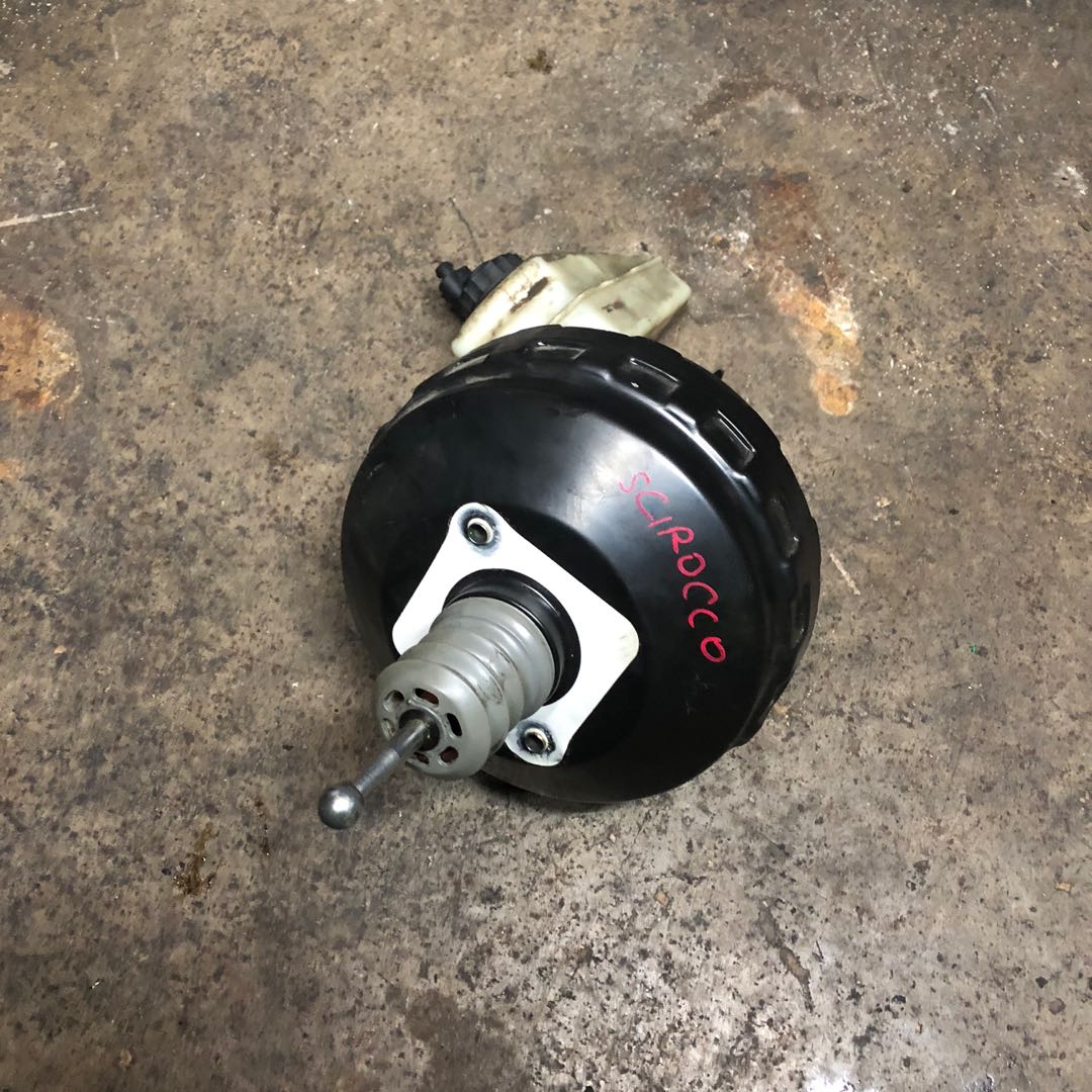 BRAKE PUMP MASTER, Car Accessories, Accessories on Carousell
