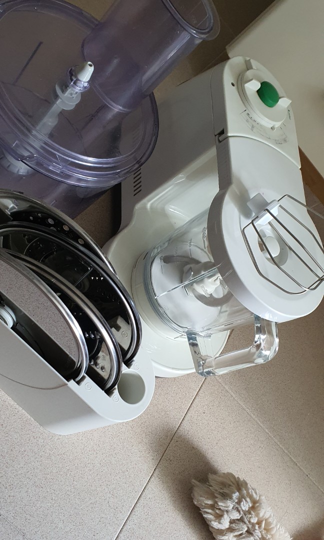 Braun stand mixer, TV & Home Appliances, Kitchen Appliances, Hand ...