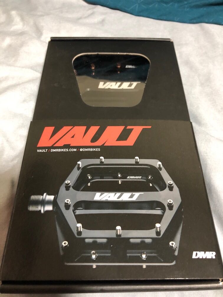DMR Vault V2 Exclusive Flat MTB Pedal, Sports Equipment, Bicycles ...