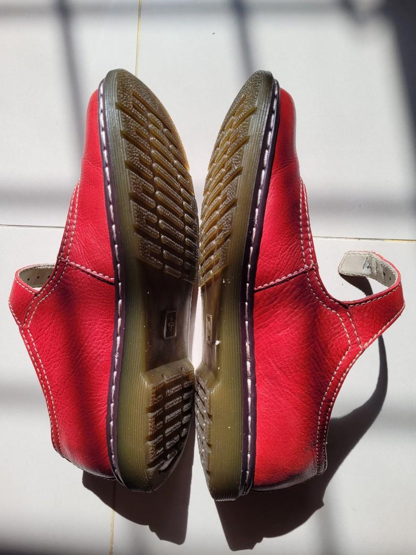 Dr Marten Mary Jane, Women's Fashion, Footwear, Flats on Carousell