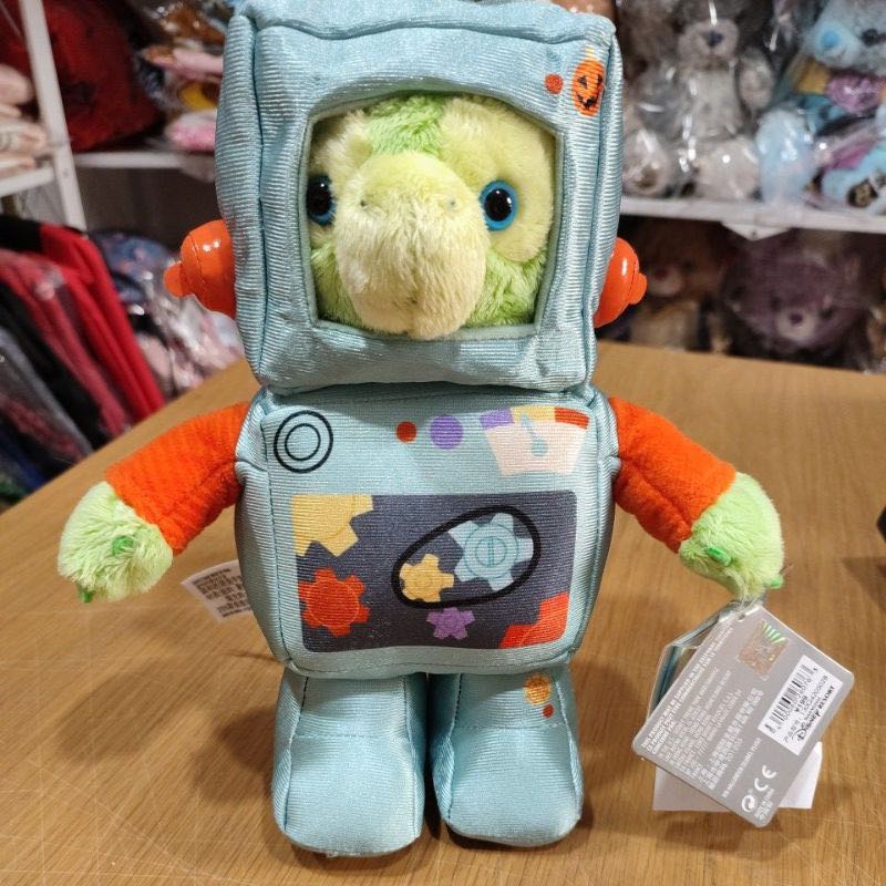 「現貨」2020上海迪士尼Halloween萬聖節 機器人 olu 海龜 烏龜娃娃 ss公仔, 興趣及遊戲, 玩具 & 遊戲類 - Carousell