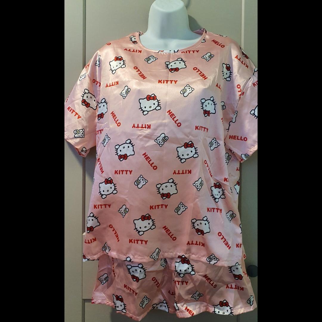 Hello Kitty Pyjamas Set, Women's Fashion, New Undergarments ...