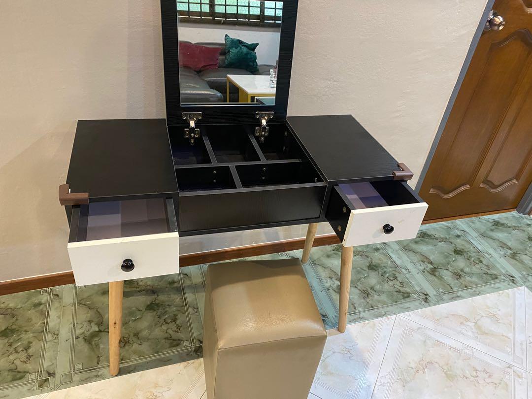 Make up table with a chair, Furniture & Home Living, Furniture, Tables ...