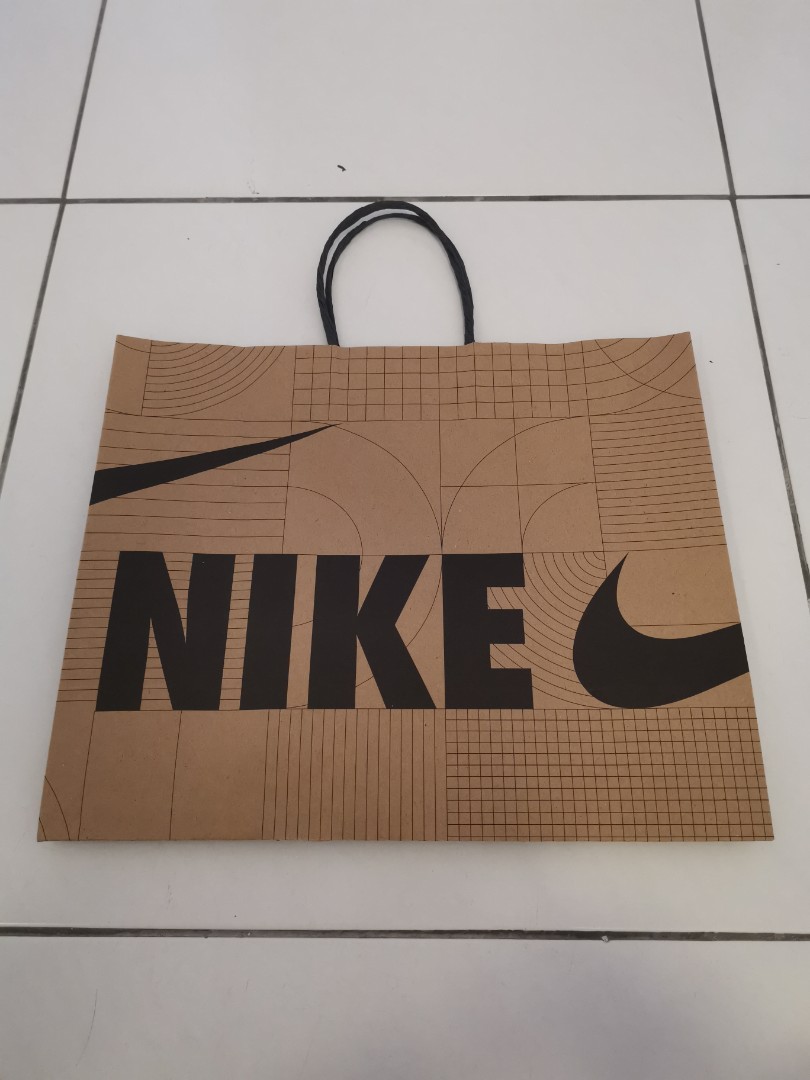 Nike paper bag, Everything Else, Others on Carousell