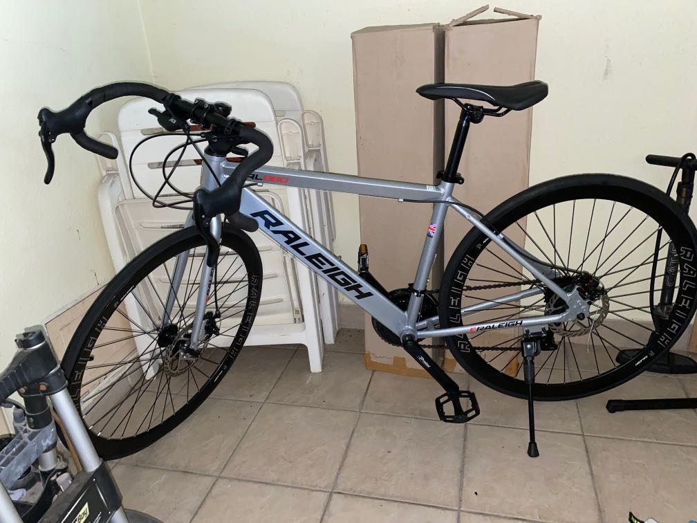 Full assembled RL880 Raleigh grey road hybrid bicycle , Sports ...