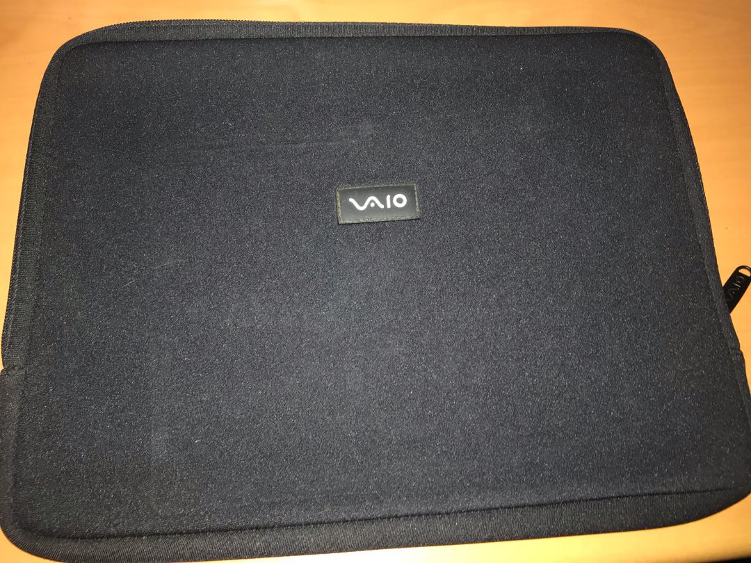 Sony vaio black zipper laptop case sleeve with zip, Mobile Phones ...