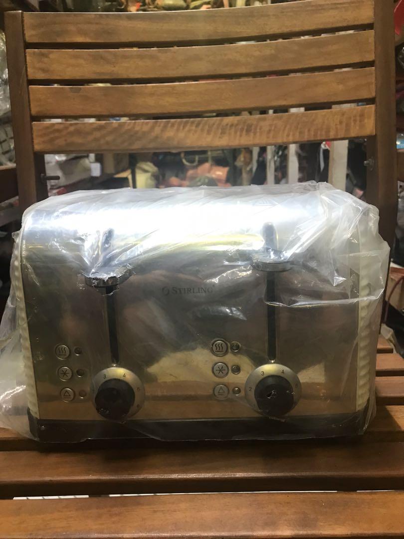 Stirling 4 Slice Toaster, TV & Home Appliances, Kitchen Appliances ...