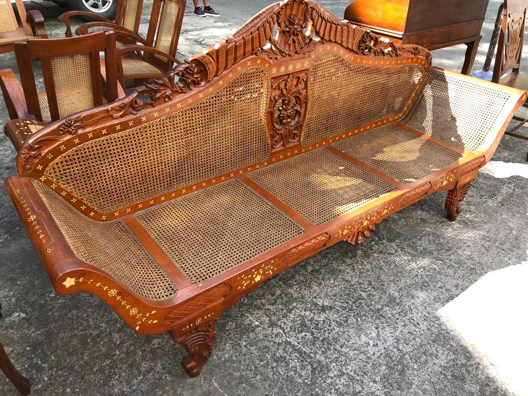 Vintage Narra Wood Cleopatra Divan Bone Inlaid Sulihiya With Carving ...