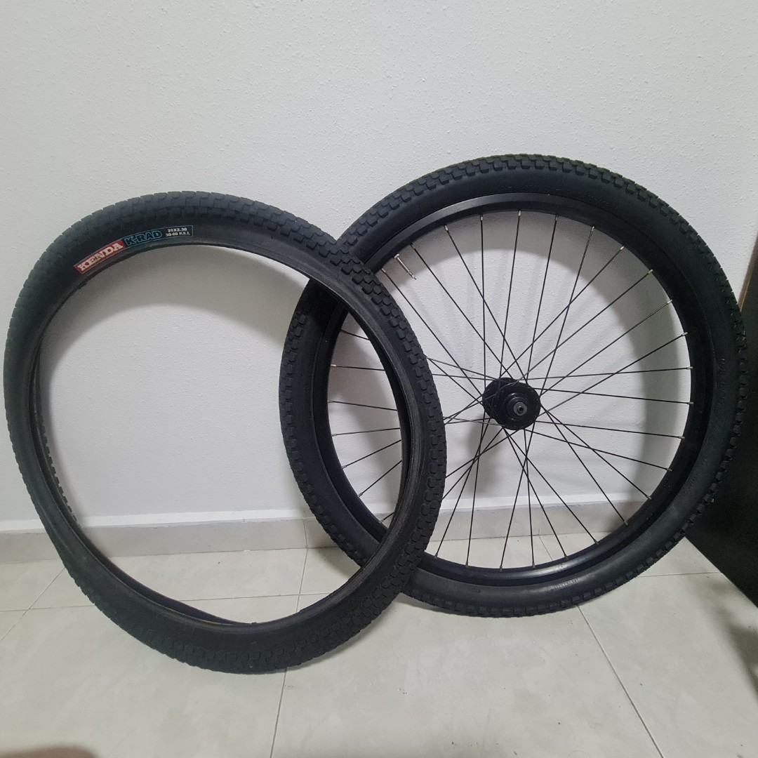 26 inch Quando Front Wheelset, Sports Equipment, Bicycles & Parts ...