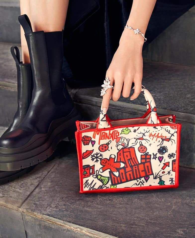 APM Monaco NOEL tote bag (brand new), Women's Fashion, Bags & Wallets ...