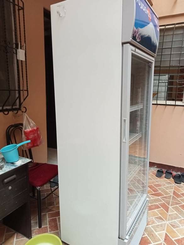 Chiller, Furniture & Home Living, Kitchenware & Tableware, Food ...