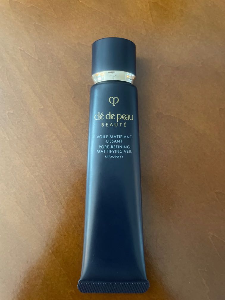 Cle De Peau Pore-refining Mattifying Veil, Beauty & Personal Care, Face, Face Care on Carousell
