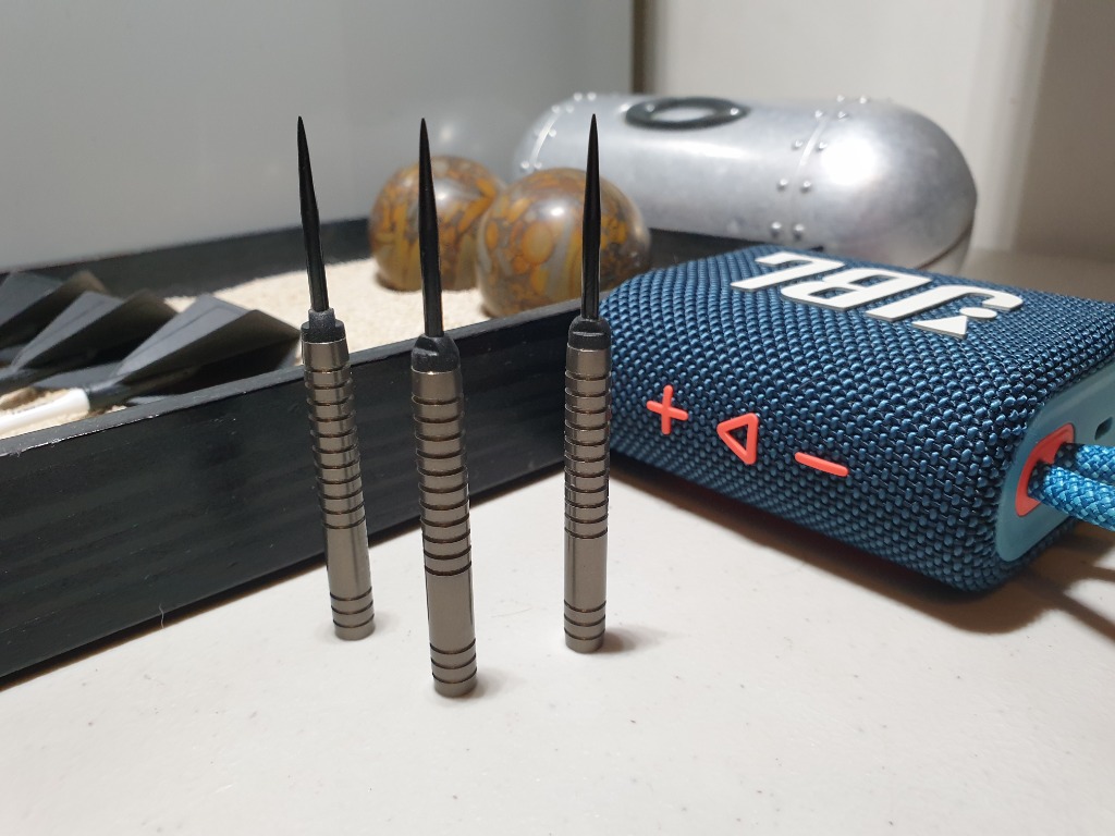 dart pin harrows eric bristow, Hobbies & Toys, Toys & Games on Carousell