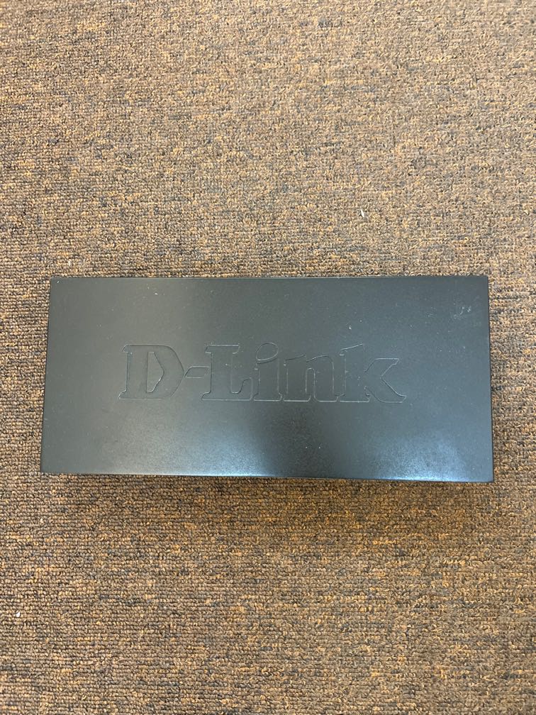 DLINK SWITCH GND 10/100 DES-1016D, Computers & Tech, Parts ...
