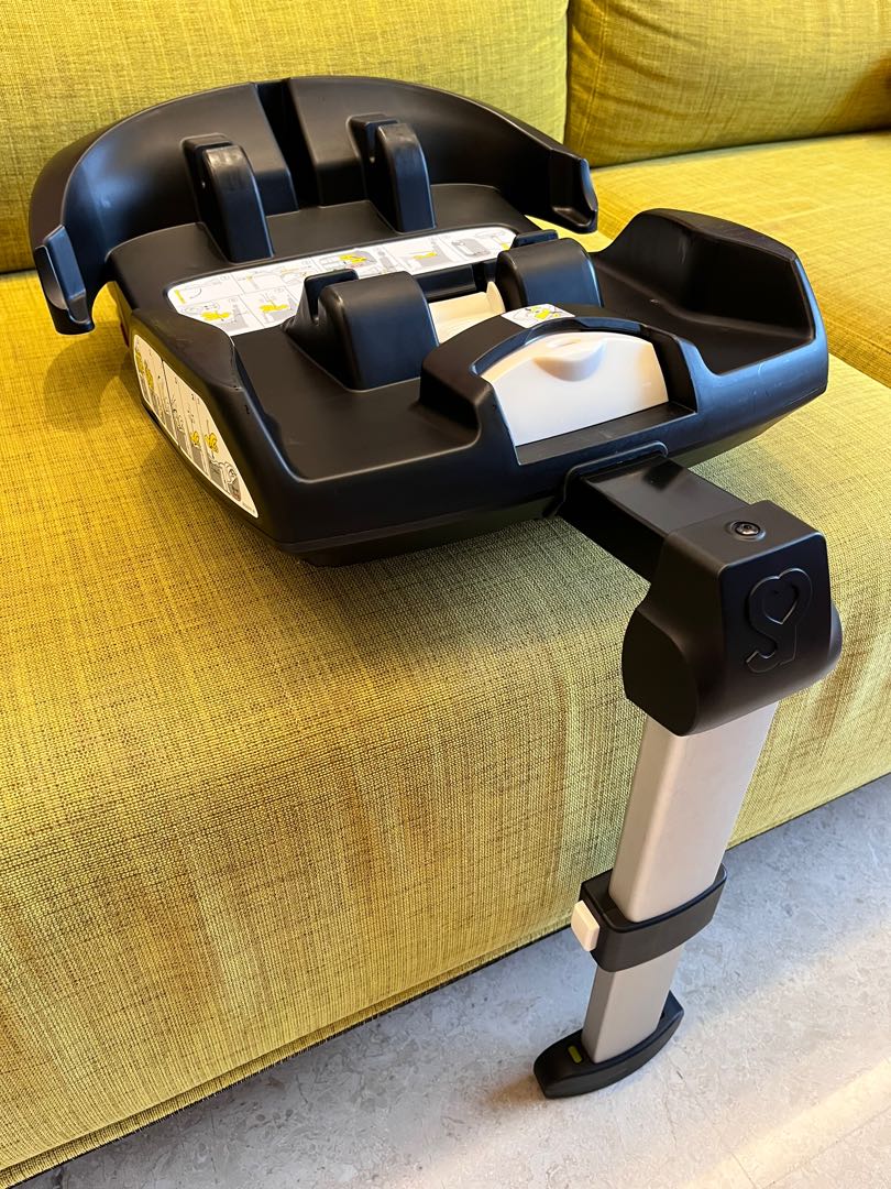 Doona easy click-on Isofix Base, Babies & Kids, Going Out, Car Seats on ...