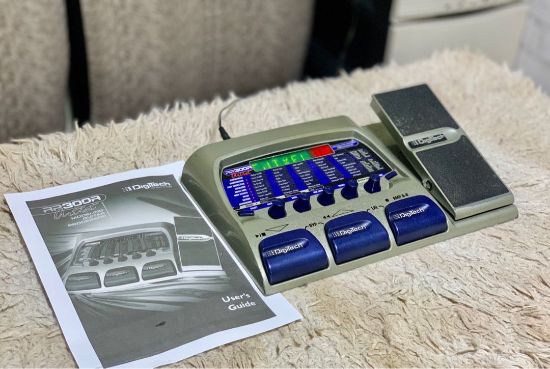 Electric Guitar Multi Effects : Digitech RP300A Artist Series Modeling ...