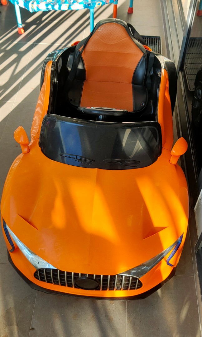 FREE kid electric car, Hobbies & Toys, Toys & Games on Carousell