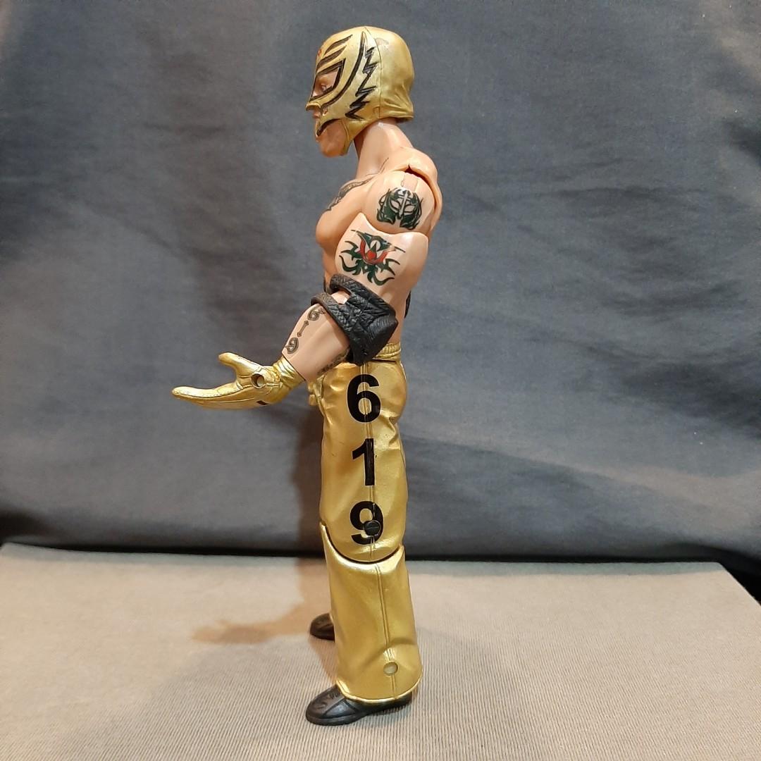 Jakks WWE Rey Mysterio Gold Attire Wrestling, Hobbies & Toys, Toys ...