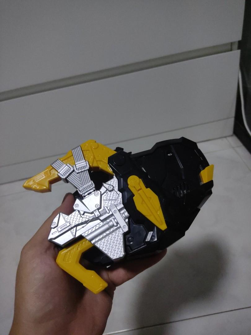 Kamen Rider Zero-One: DX MetsubouJinrai Forceriser w/ DX Scorpion ...