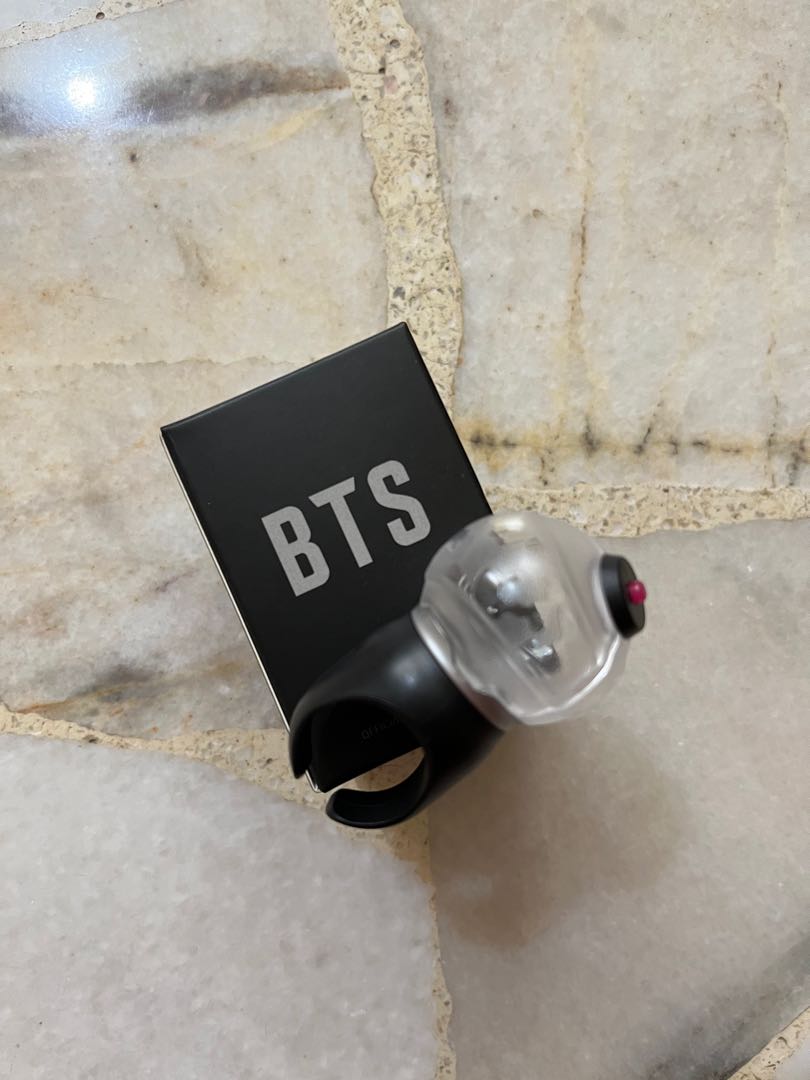 official bts army bomb ring light, Hobbies & Toys, Memorabilia ...