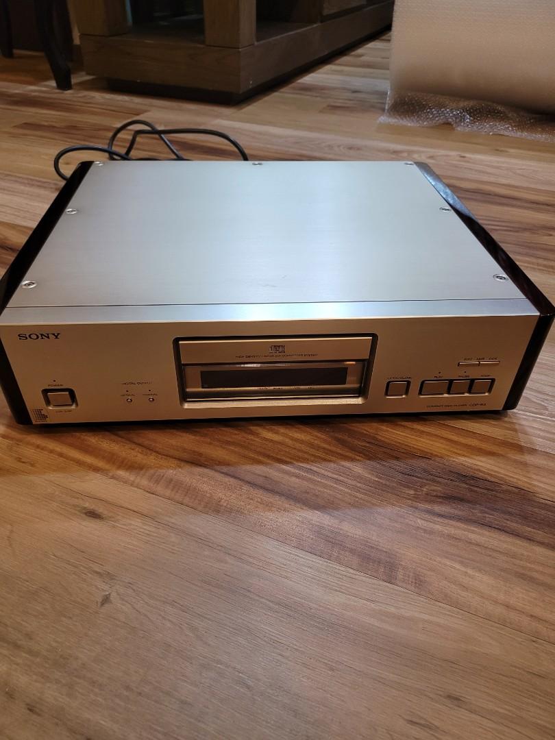 Sony CD player-cdp R3.(Premium vintage) open for trades, Audio ...