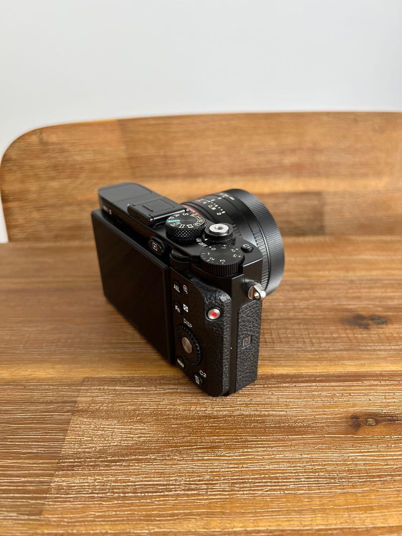 Sony RX1R ii (Mark 2), Photography, Cameras on Carousell