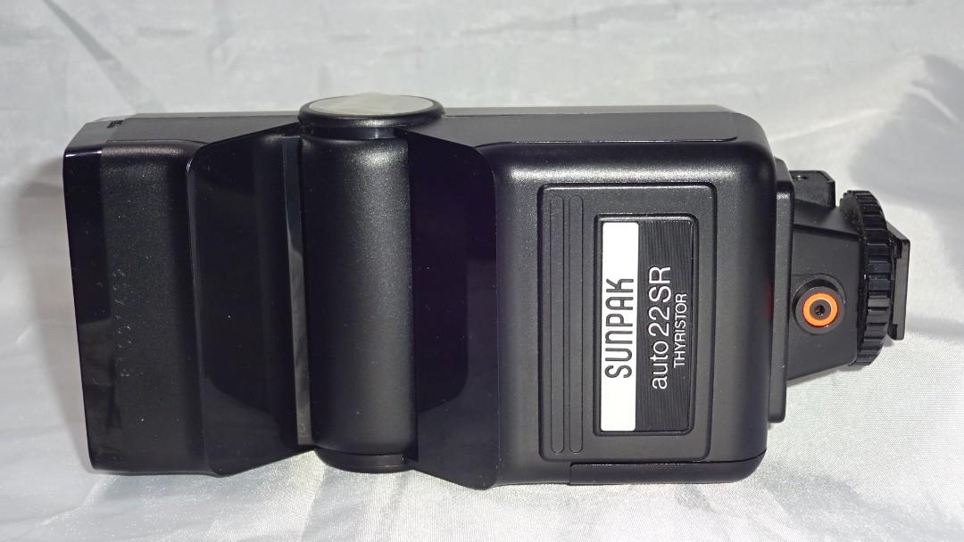 Sunpak Auto 22SR Thyristor camera flash, Photography, Photography Accessories, Flashes on Carousell