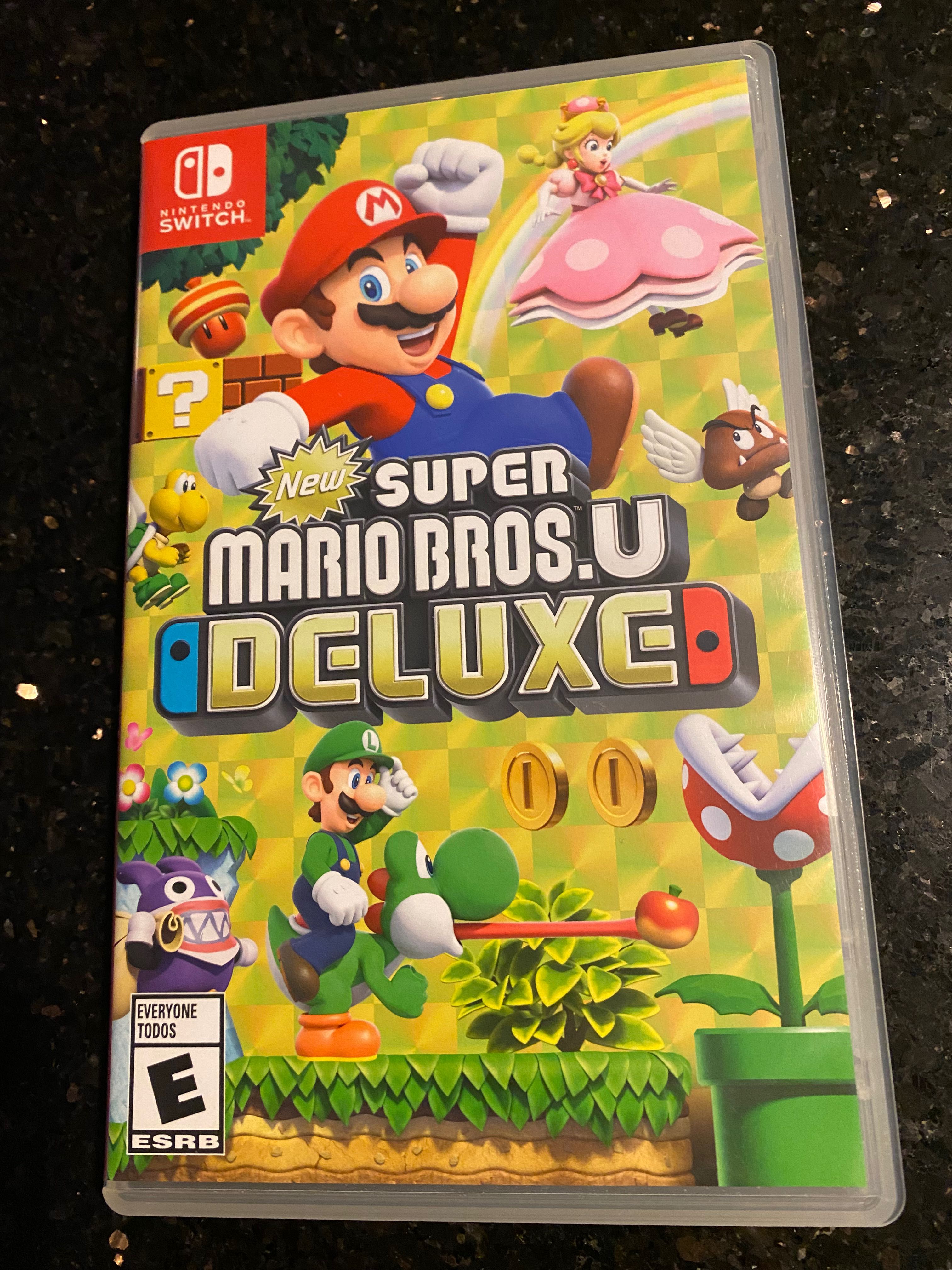 Super Mario Bros. U Deluxe switch, Video Gaming, Video Games, Nintendo ...