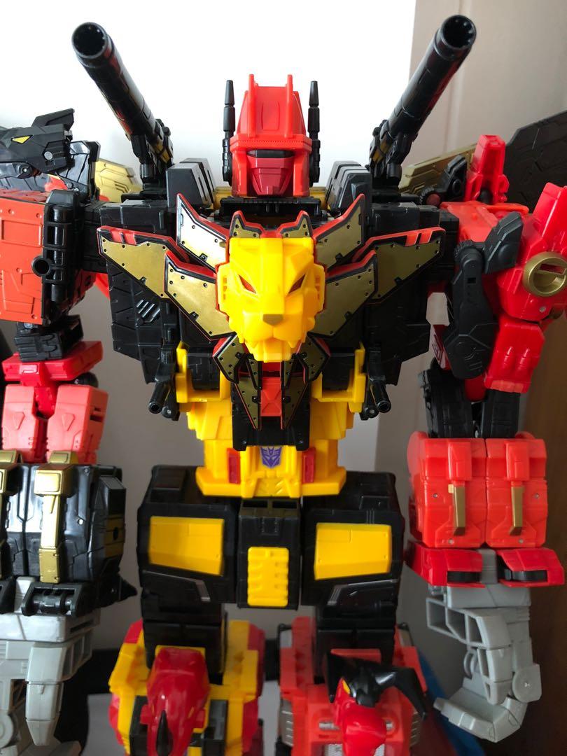 Transformers Generations Power of the Primes Titan Class Predaking ...