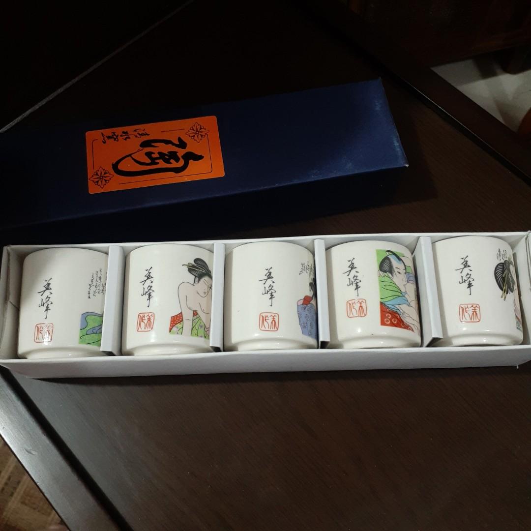 Vintage erotic Japanese "shunga" art sake cups/ shot glass, Hobbies ...