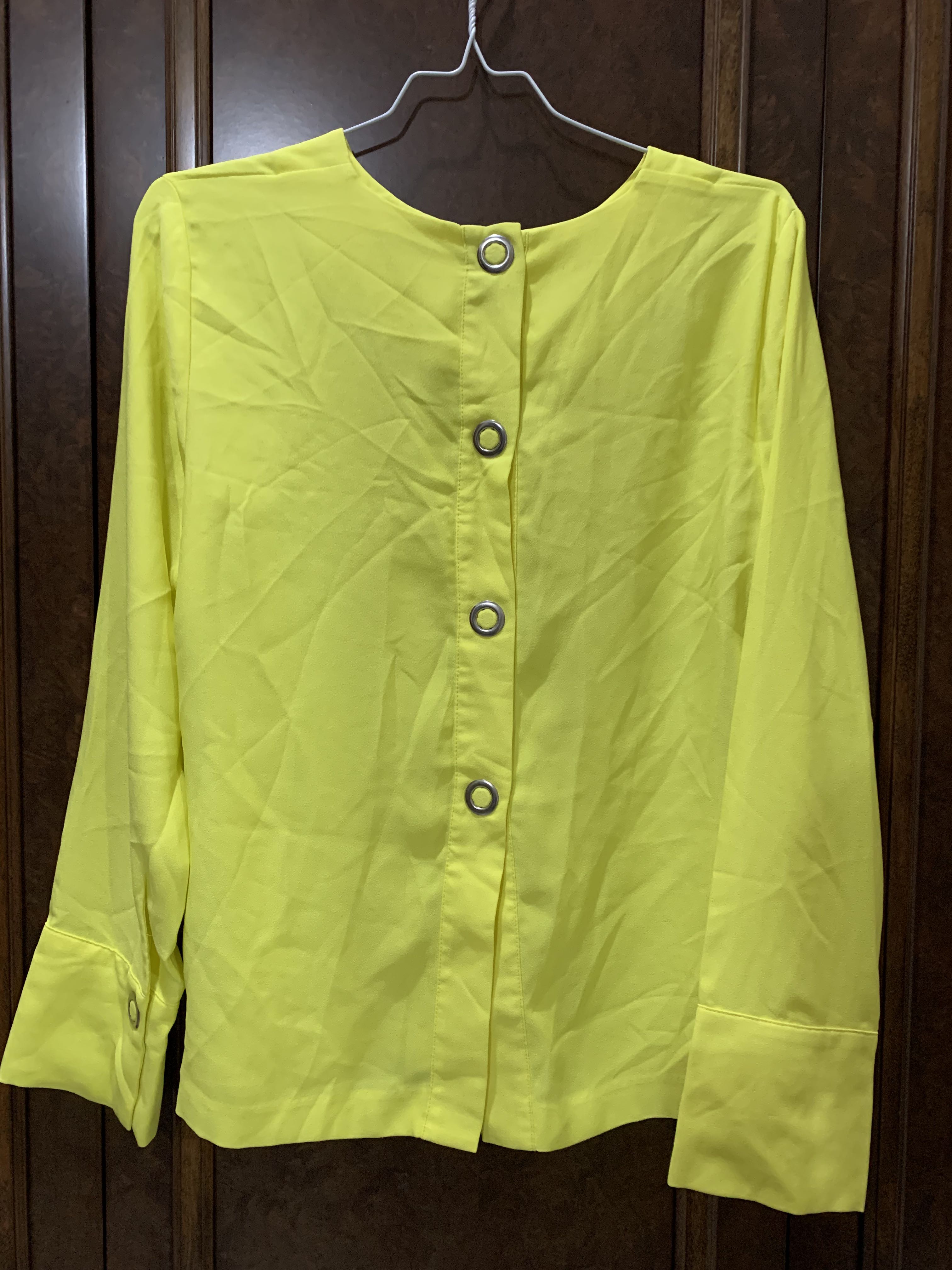 WAREHOUSE, Fesyen Wanita, Pakaian Wanita, Atasan di Carousell