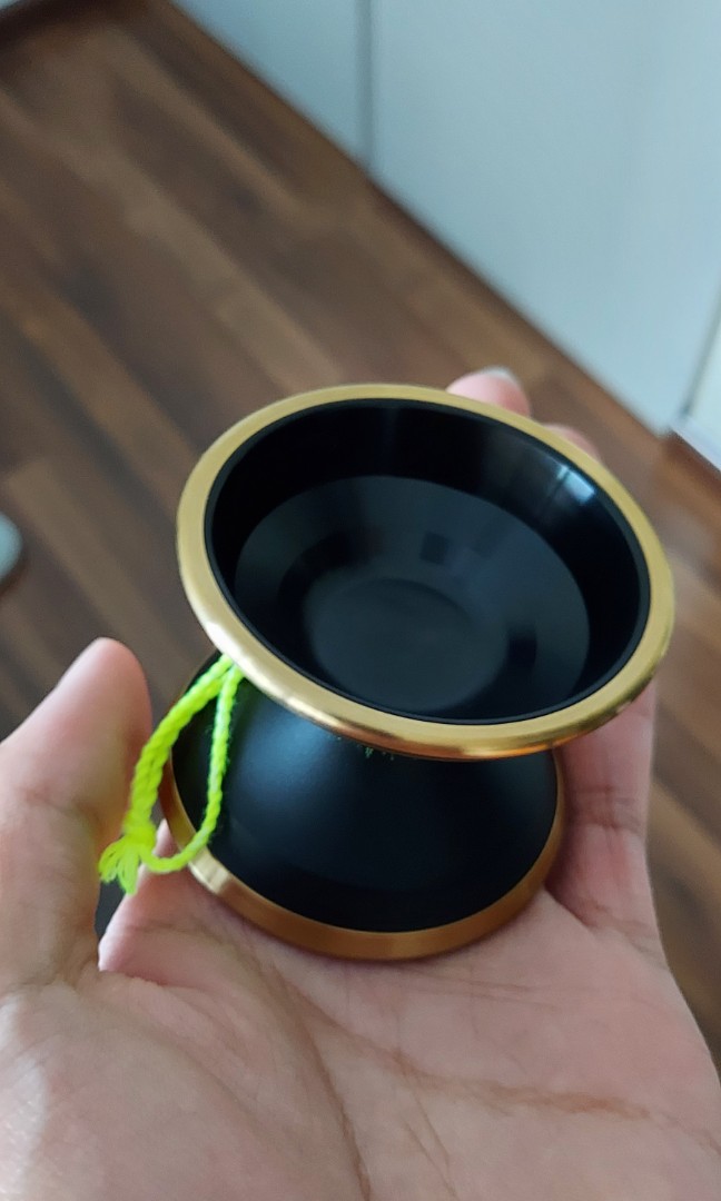 Aceyo mercy 5 yoyo, Hobbies & Toys, Toys & Games on Carousell