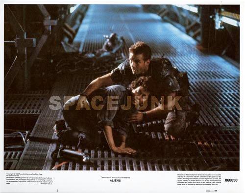 ALIENS (1986) LOBBY CARD SET (SET OF 8), Hobbies & Toys, Memorabilia ...