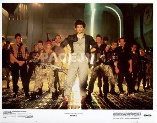 ALIENS (1986) LOBBY CARD SET (SET OF 8), Hobbies & Toys, Memorabilia ...