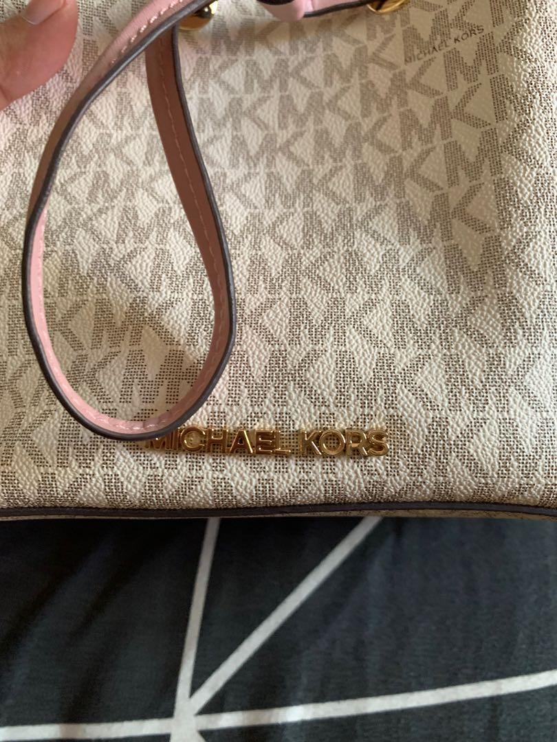 Authentic mk bucket bag, Women's Fashion, Bags & Wallets, Cross-body ...