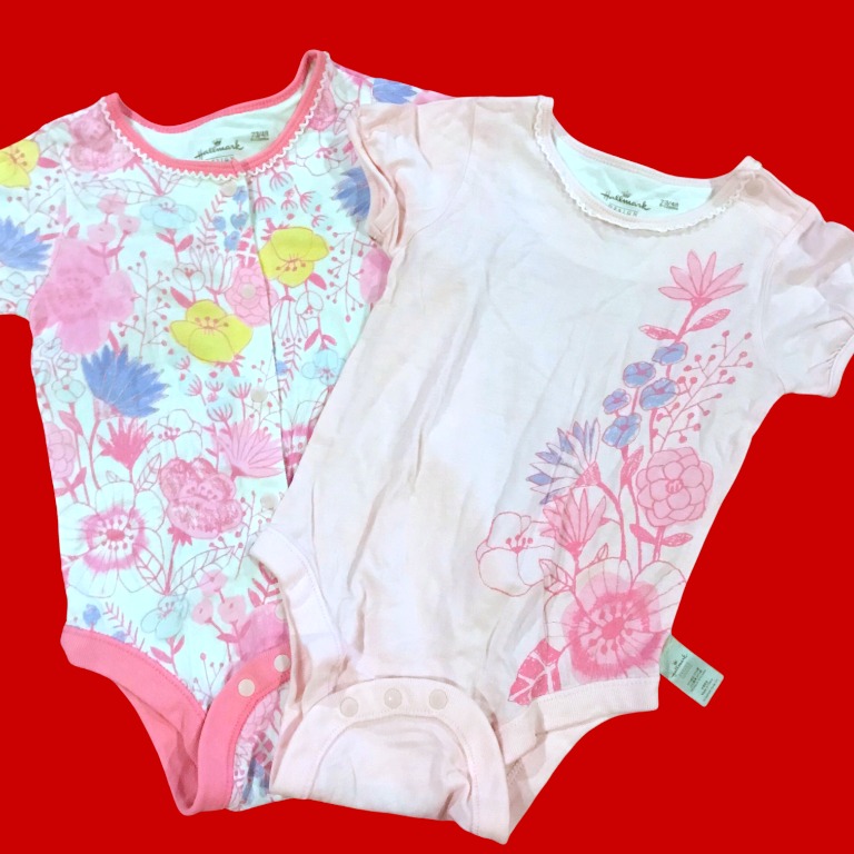 BUNDLED SET HALLMARK DESIGN COLLECTION 6-12 months, Babies & Kids ...