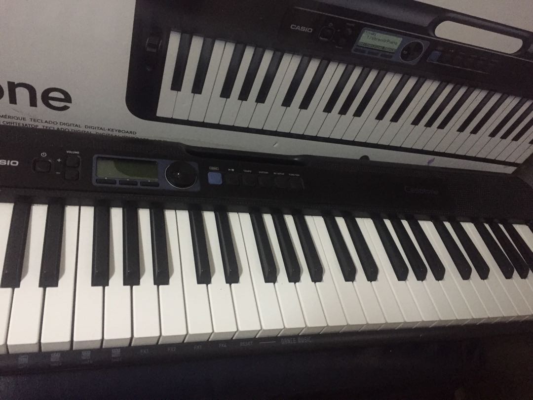 Casio ct-s300, Hobbies & Toys, Music & Media, Musical Instruments on ...