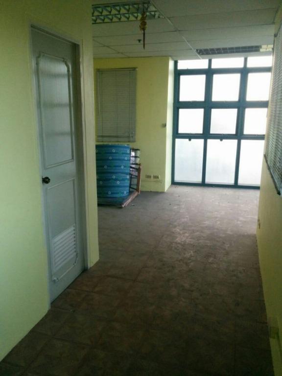 COMMERCIAL CONDO UNIT WITH PARKING IN MAYHALIGUE ST. MANILA, Property ...