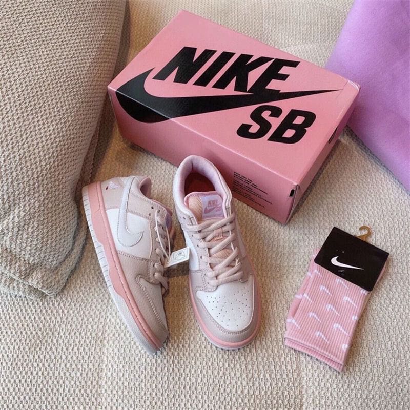 【New】 SB DUNK Pigeon Pink Joint Name Shoes Women's Shoes Low-top ...