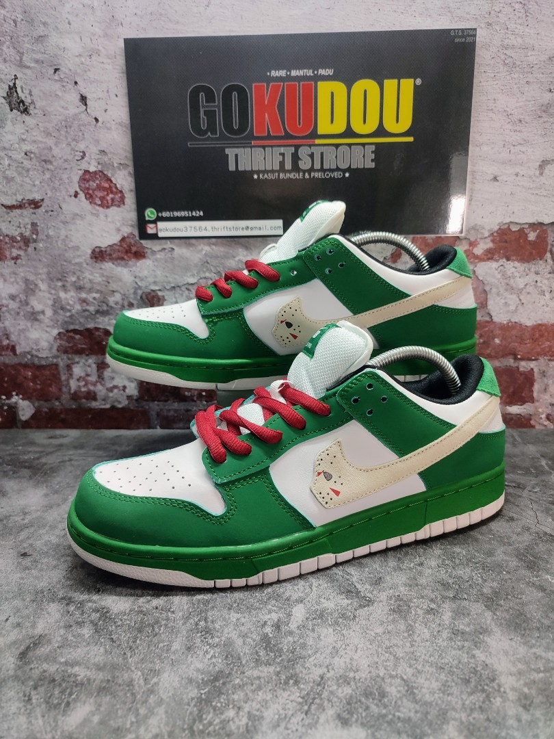 NIKE SB DUNK LOW PRO - WARREN LOTUS JASON VOORHEES -, Men's Fashion ...