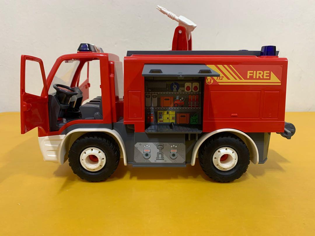 Revell Fire Engine, Hobbies & Toys, Toys & Games on Carousell