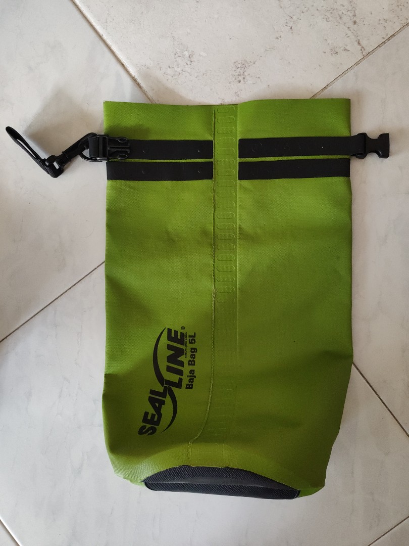 Sealline Baja Bag waterproof dry bag 5L, Sports Equipment, Other Sports ...