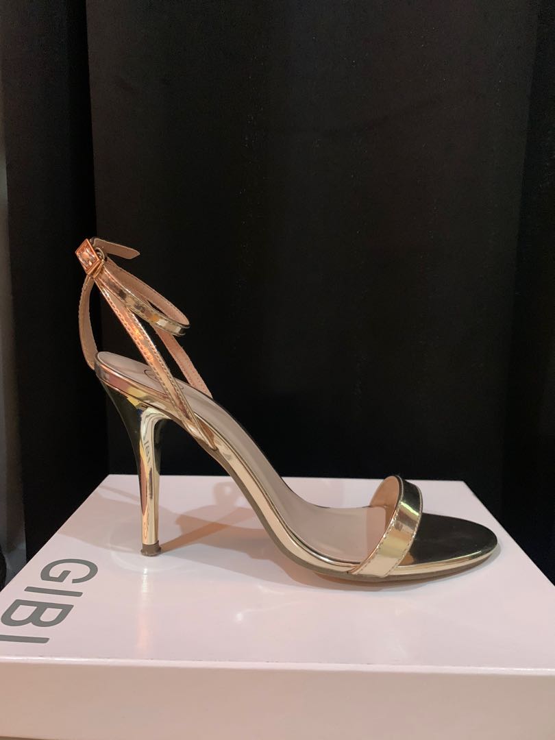 Elegant Gold Heels, Women's Fashion, Footwear, Heels on Carousell
