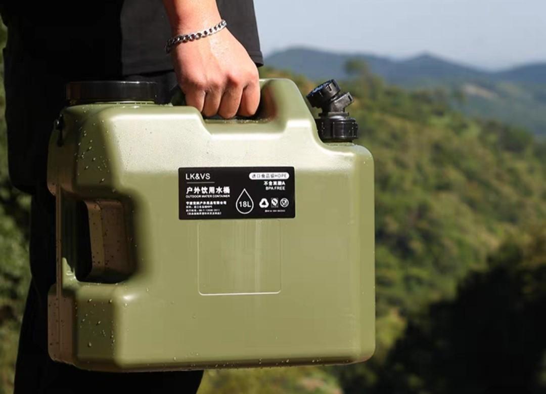 Water Jerry Can | Storage Tank Container 18 Litres, TV & Home ...