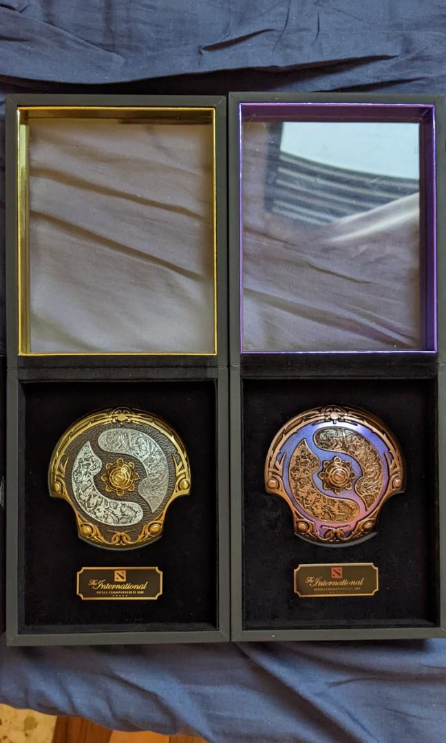 Dota 2 Aegis of champions replica TI9 and TI10, Hobbies & Toys ...