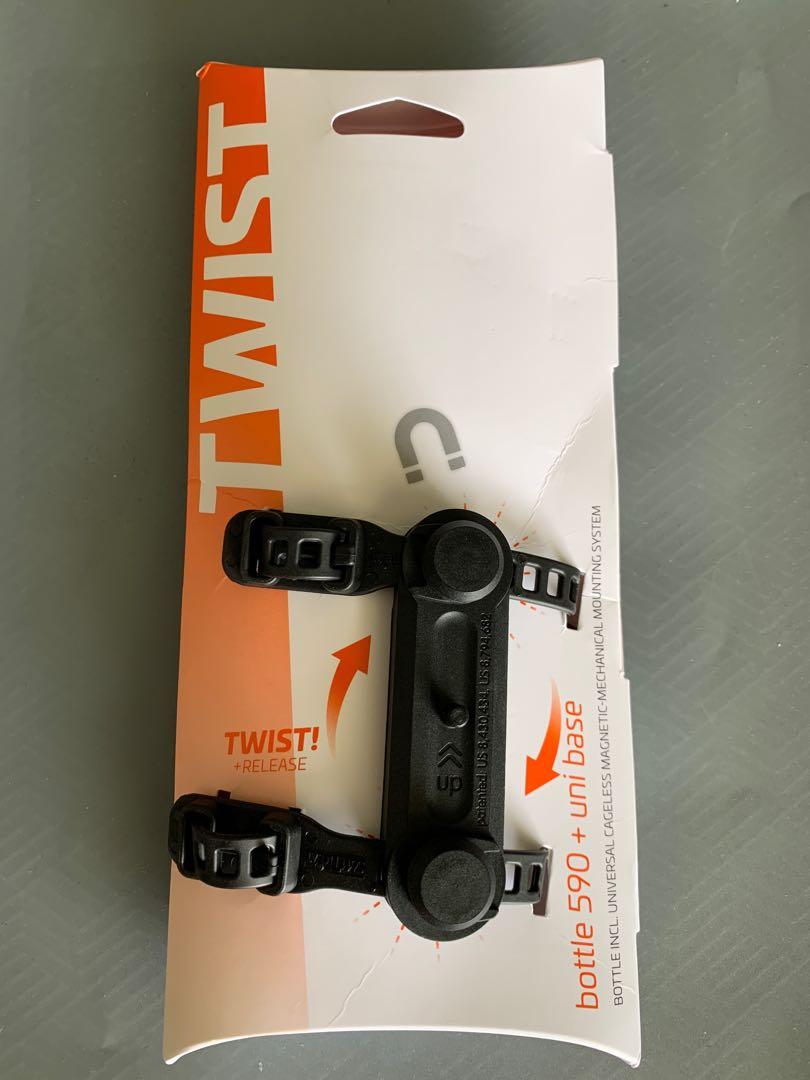 Fidlock Uni Base, Sports Equipment, Bicycles & Parts, Parts ...