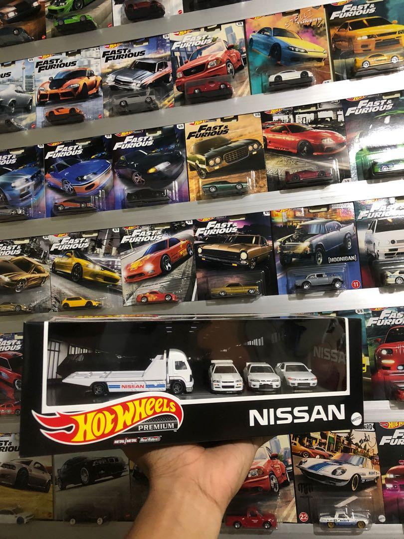 Hot wheels nissan diorama set r34 r32 r33, Hobbies & Toys, Toys & Games ...