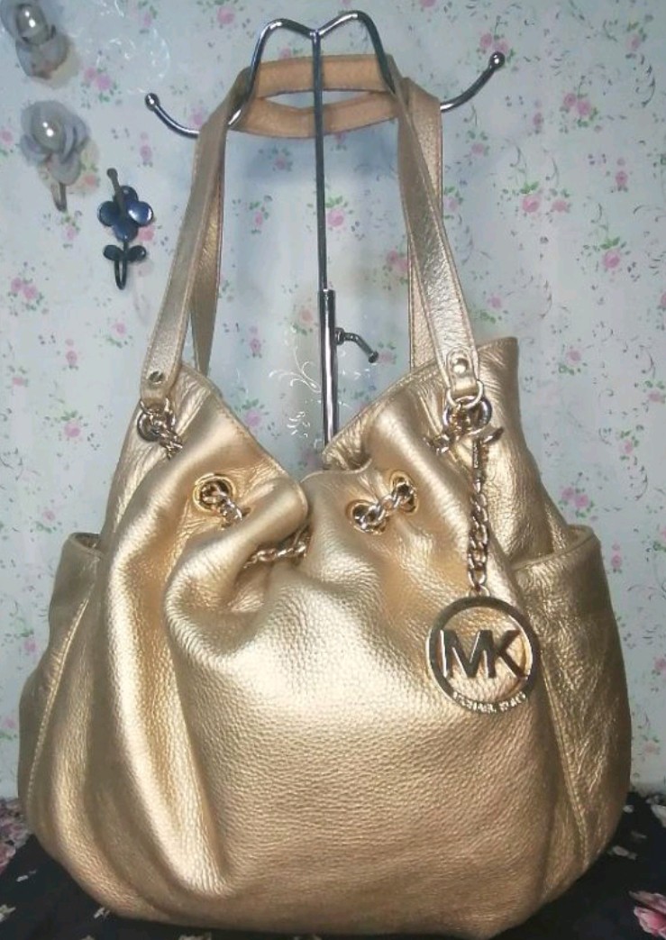 Michael Kors (MK) Gold Leather Bag, Women's Fashion, Bags & Wallets ...